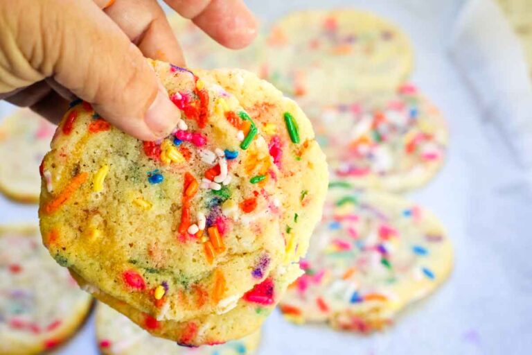 Sprinkle Sugar Cookies - Kitchen Serf